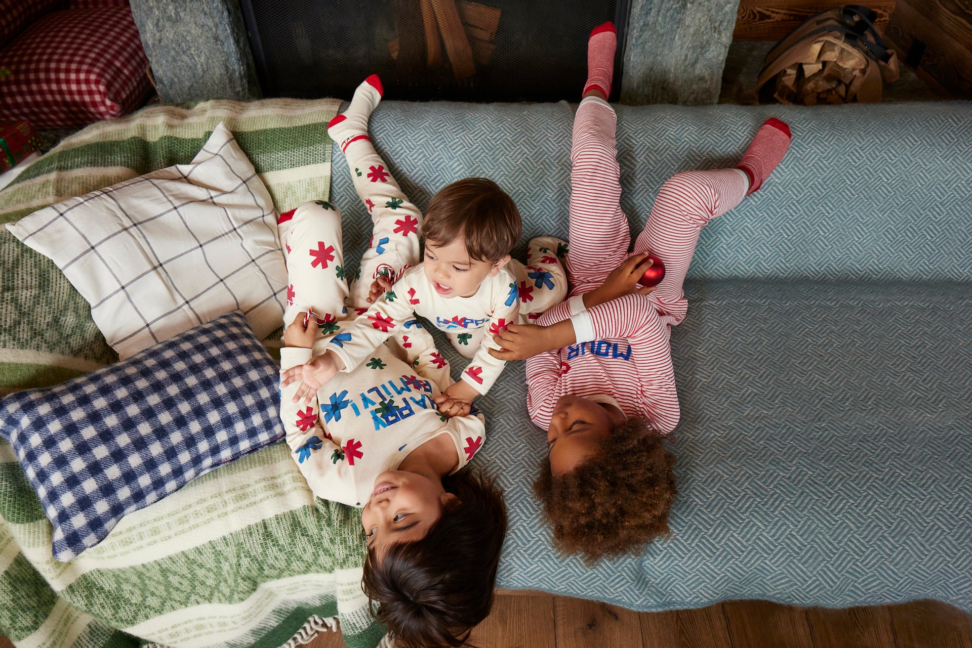 PETIT BATEAU: Designer French Clothing for the whole family – Petit Bateau